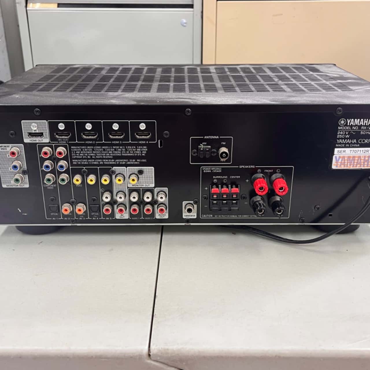 Yamaha Natural Sound 5.1 Channel AV Receiver RX-V373 Cinema DSP 250W No Remote