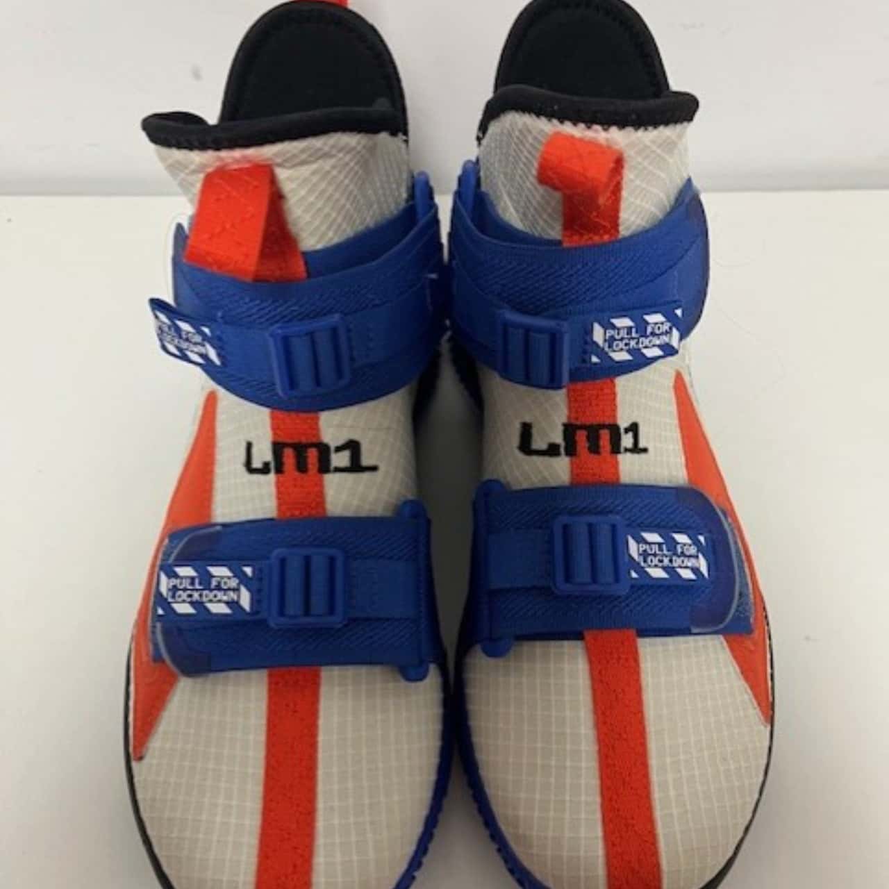 Nike Kids Size 38 Shoes Blue / Orange / White