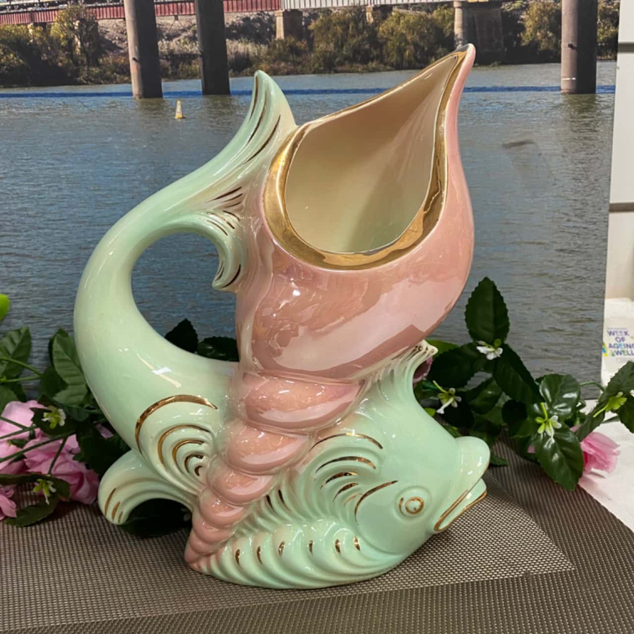 Vintage Ceramics Pottery Fish & Shell Lustreware(s)