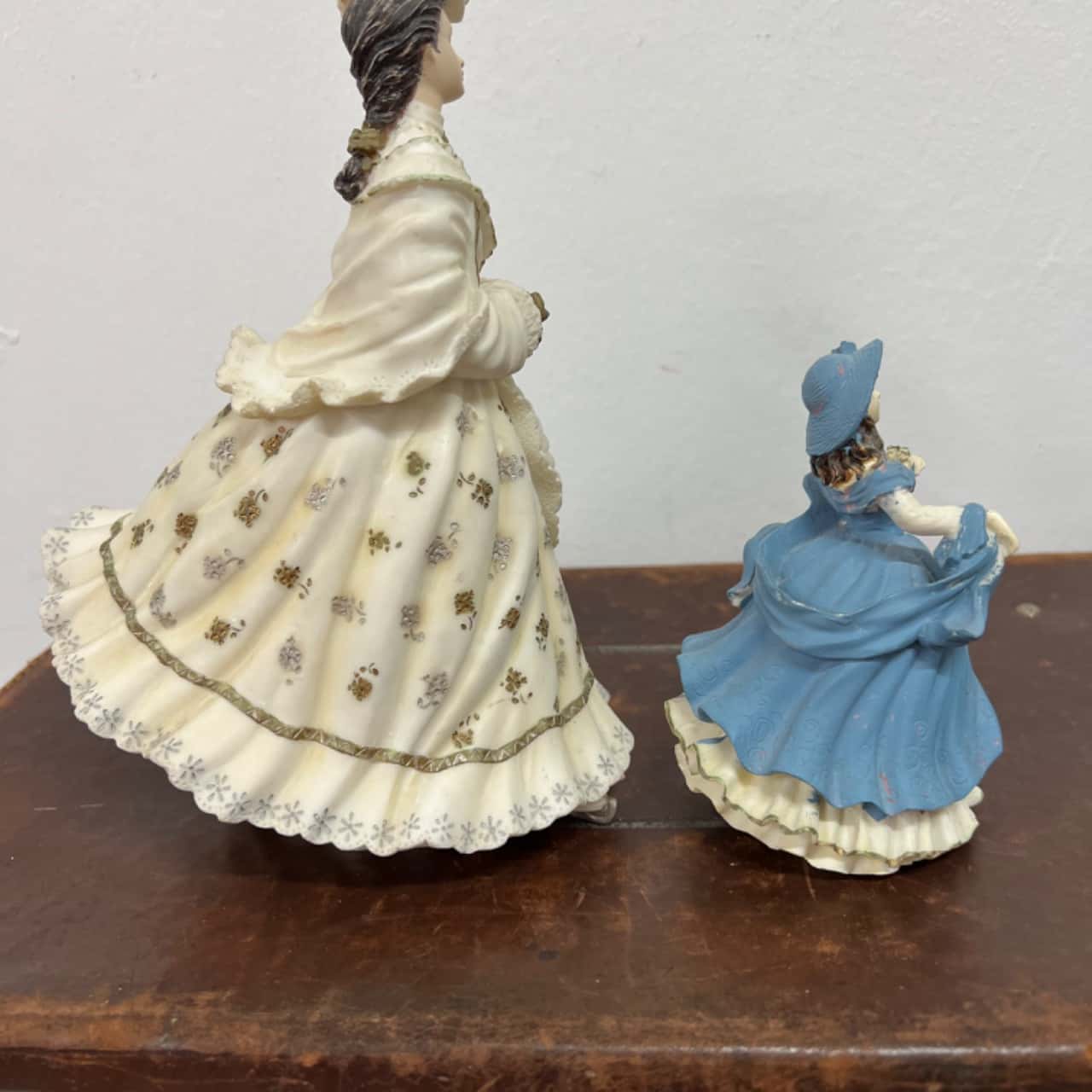 2 statues the Leonardo Collection 1996 & 1997