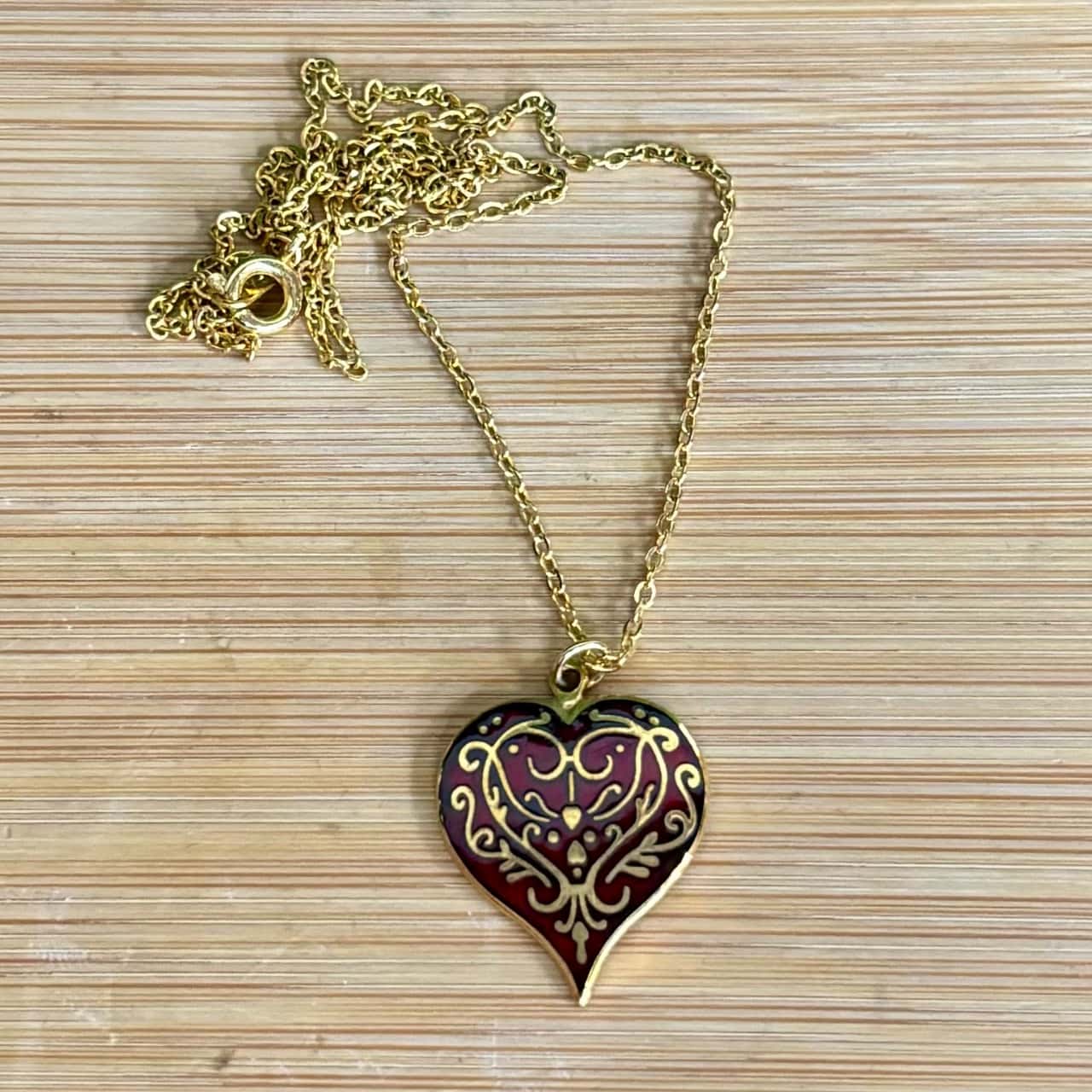 Renaissance Inspired Rose & Gold Heart Necklace (Metropolitan Museum Of ...