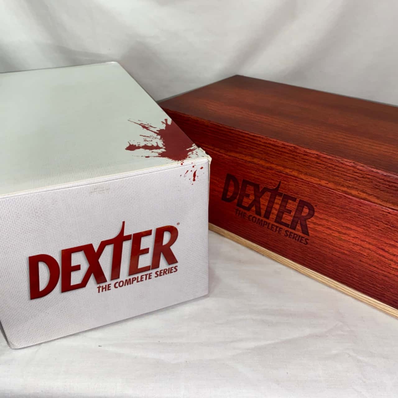Dexter:The Complete Series Limited Edition GiftSet (s)