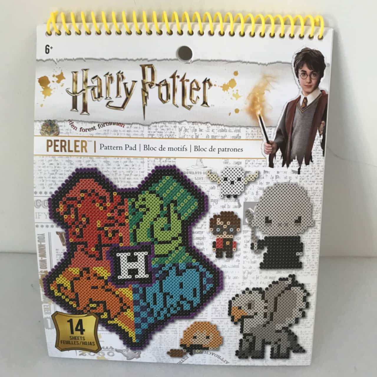 Perler Melty Beads Lot Pattern Books, Shaped Boards & 1000s of Beads ...