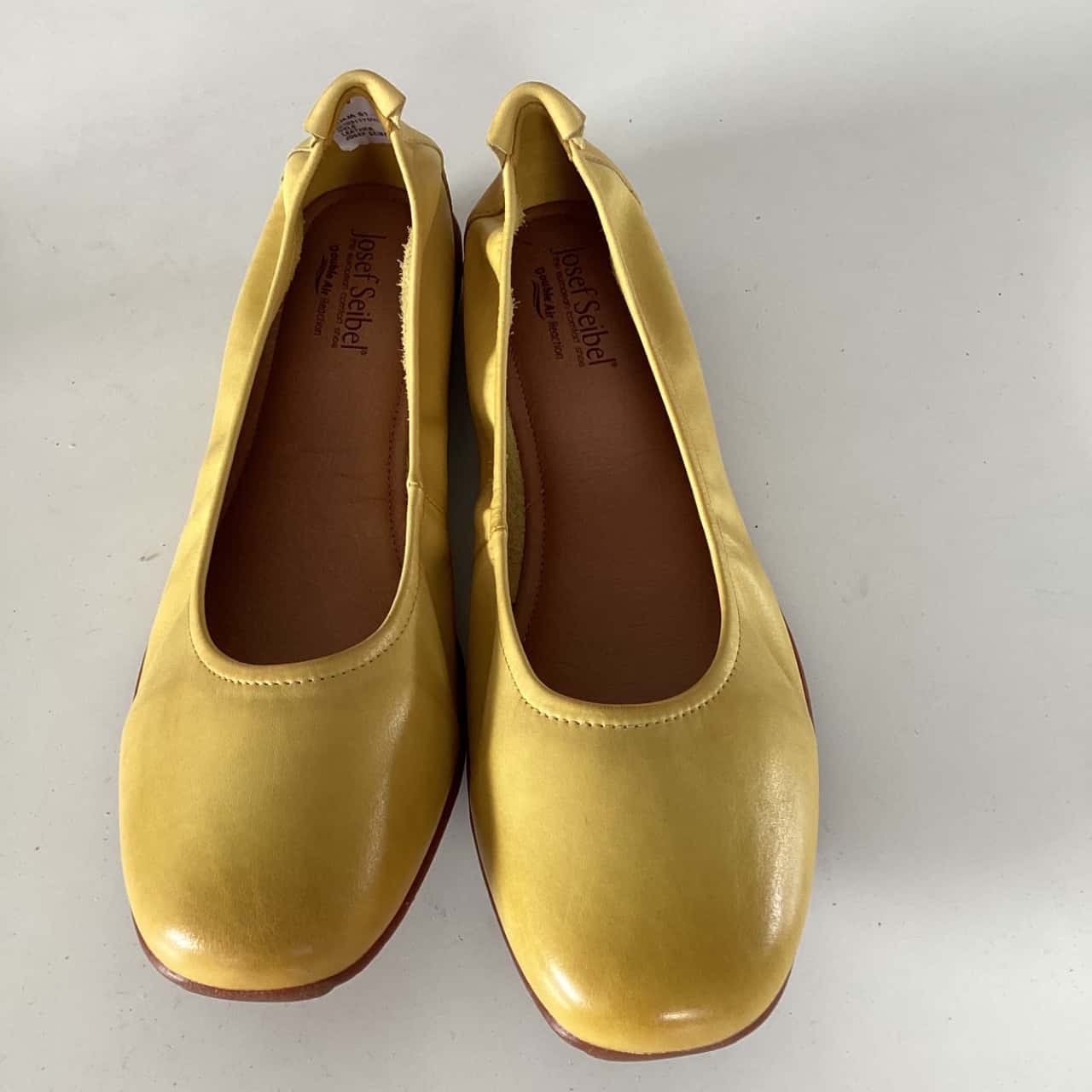Josef Seibel Womens Size 42 Yellow court shoe(s)