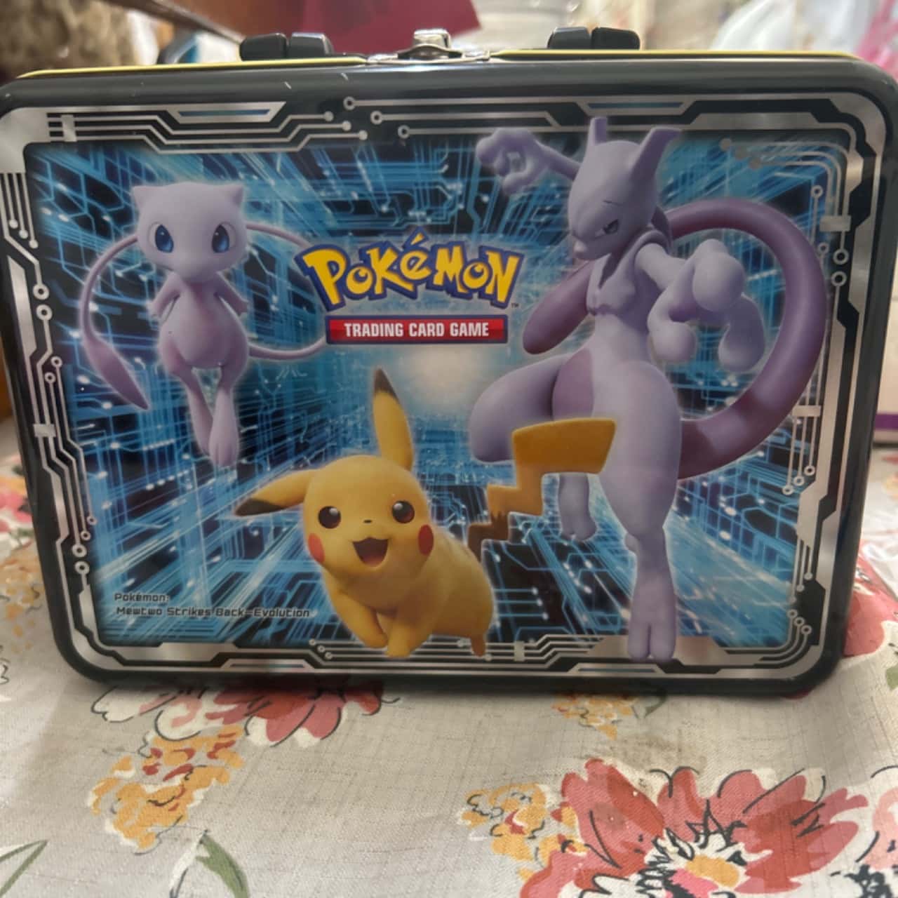 Pokemon Fall 2019 Collectors Chest Tin Lunchbox Armored Mewtwo ...