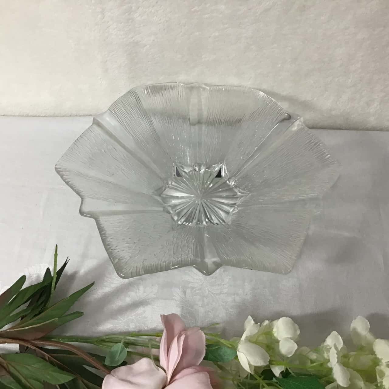 Decorative Fluted Edge Glass Bowl