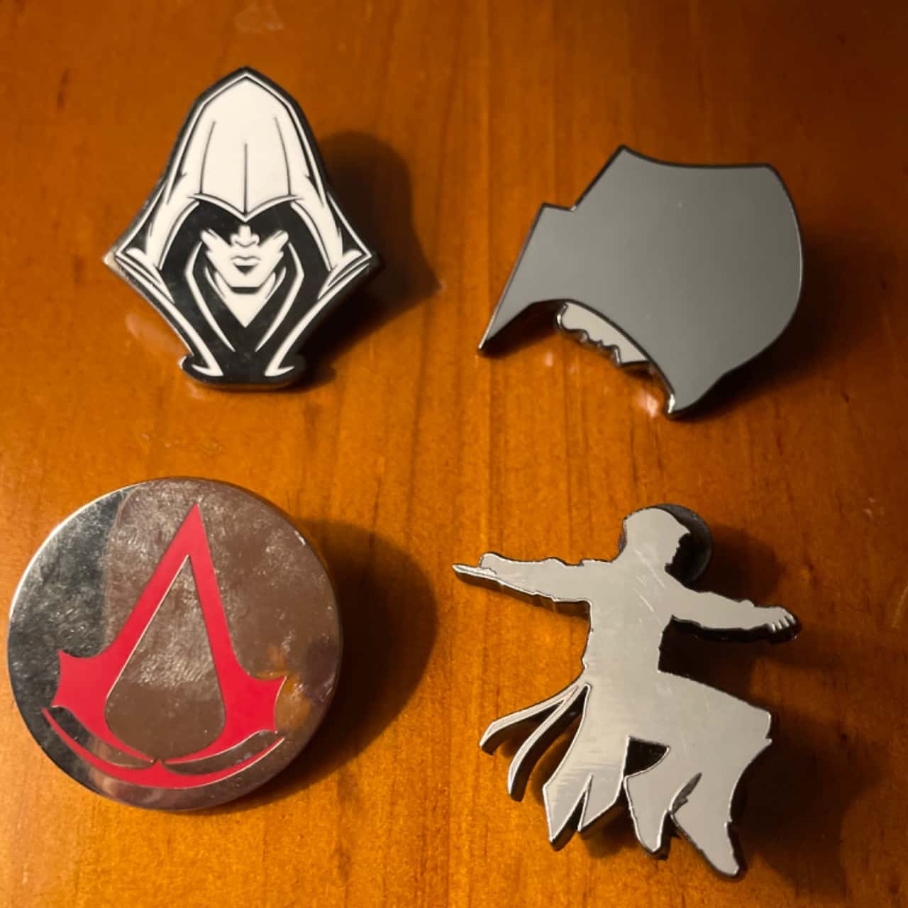 Assassins Creed 4 x enamel Pins (s) - Used Good | Salvos Stores