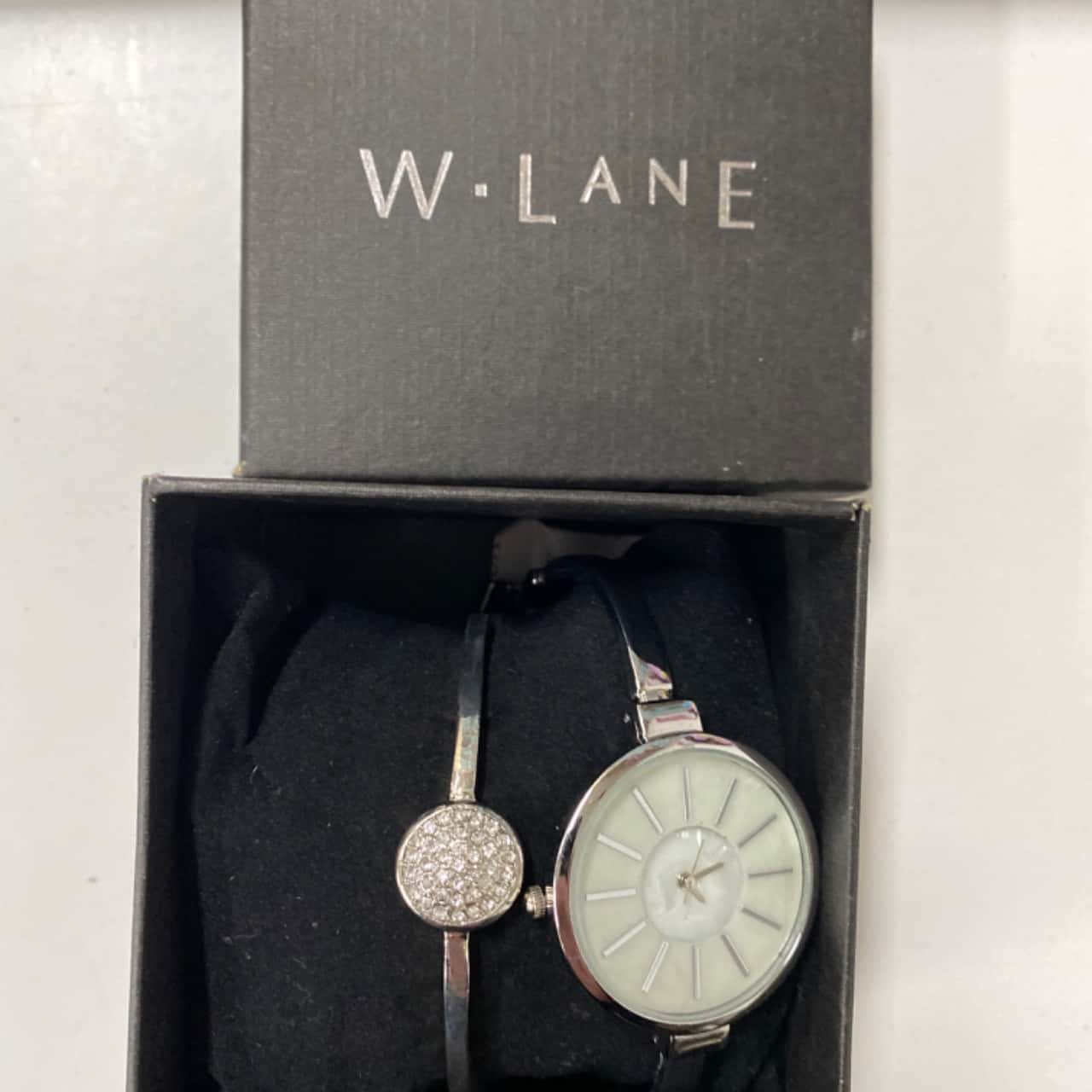 W.LanE Womens watch & Bracelet (s)
