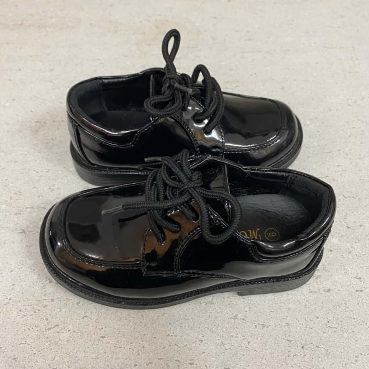 Modit Black patent Shoes Size 9