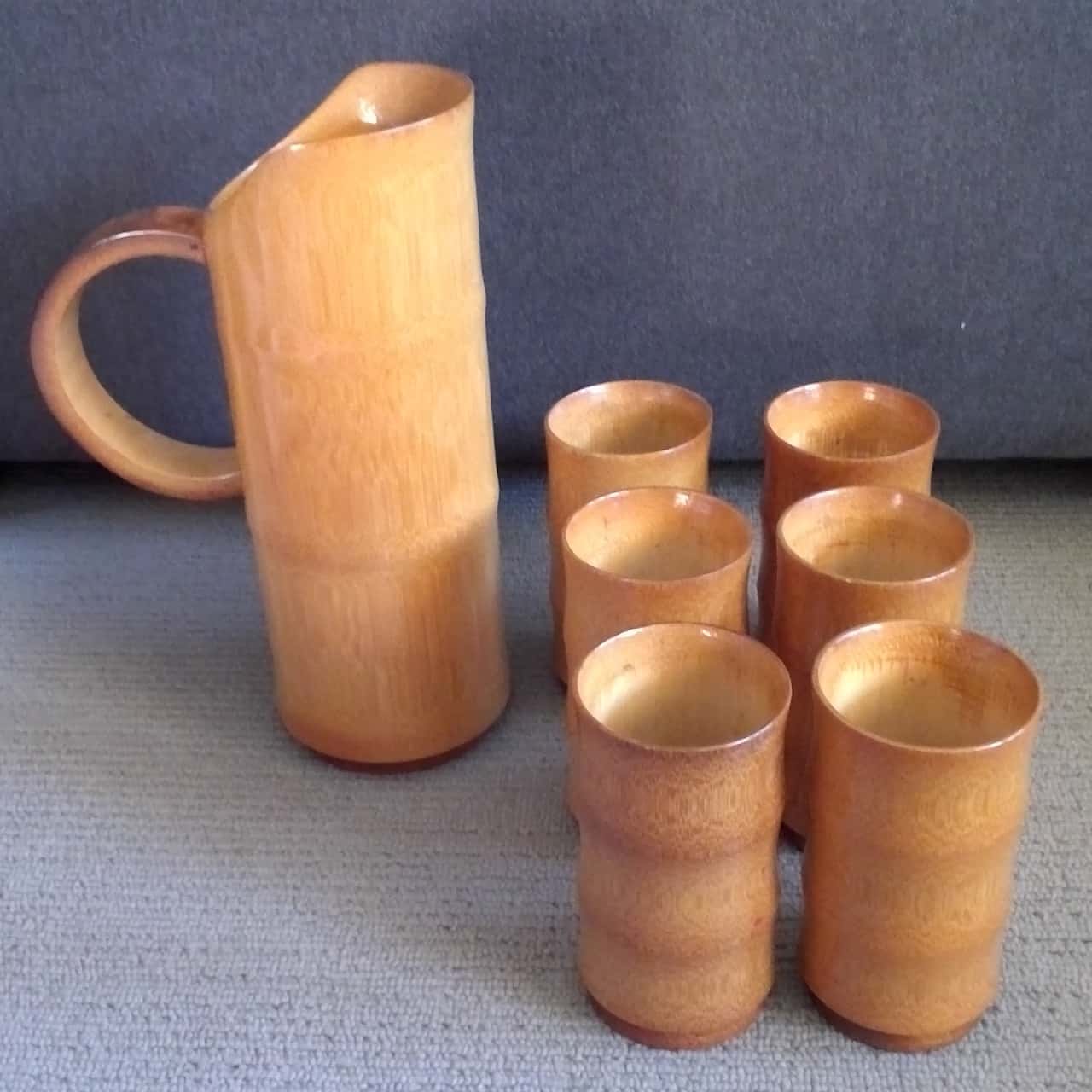 VINTAGE QUIRKY BAMBOO JUG & 6 CUPS Made In Australia QUEENSLAND *RETRO*(s)