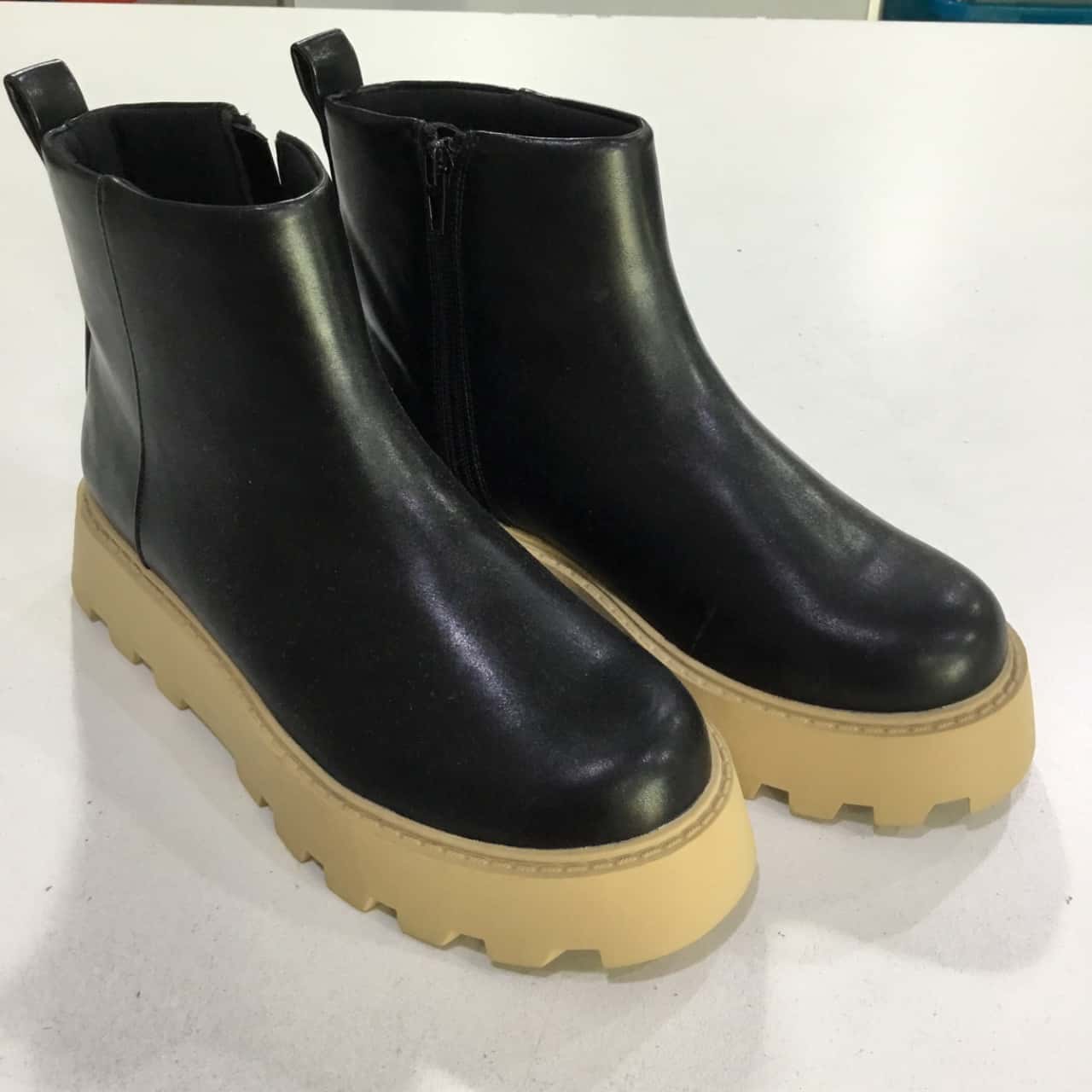 Zara Contrast Sole Flat Ankle Boots (s) - Used Very Good | Salvos Stores