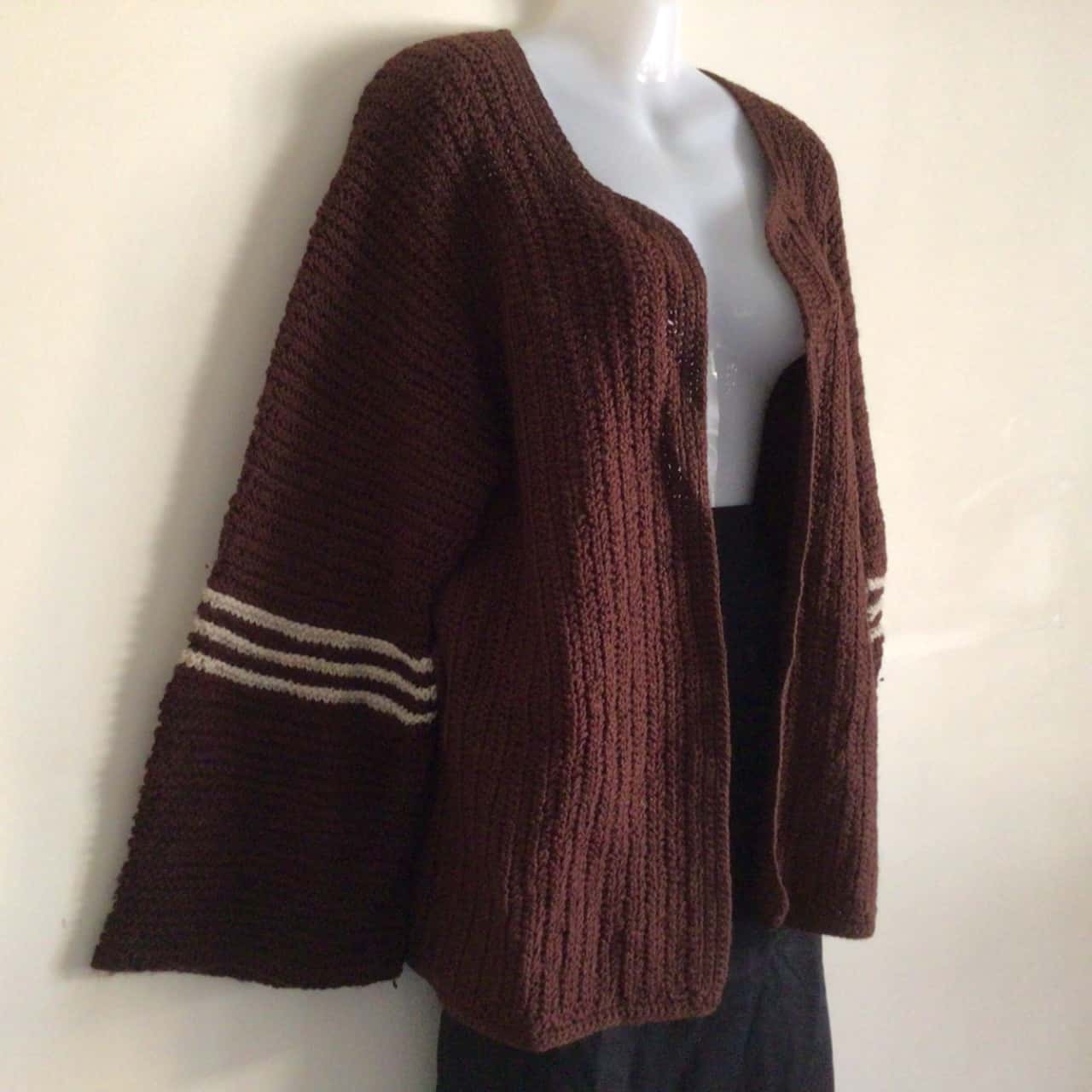 Womens Vintage Hand Knitted Cardigan Warm / Heavy Size 16/14 Brown (s)
