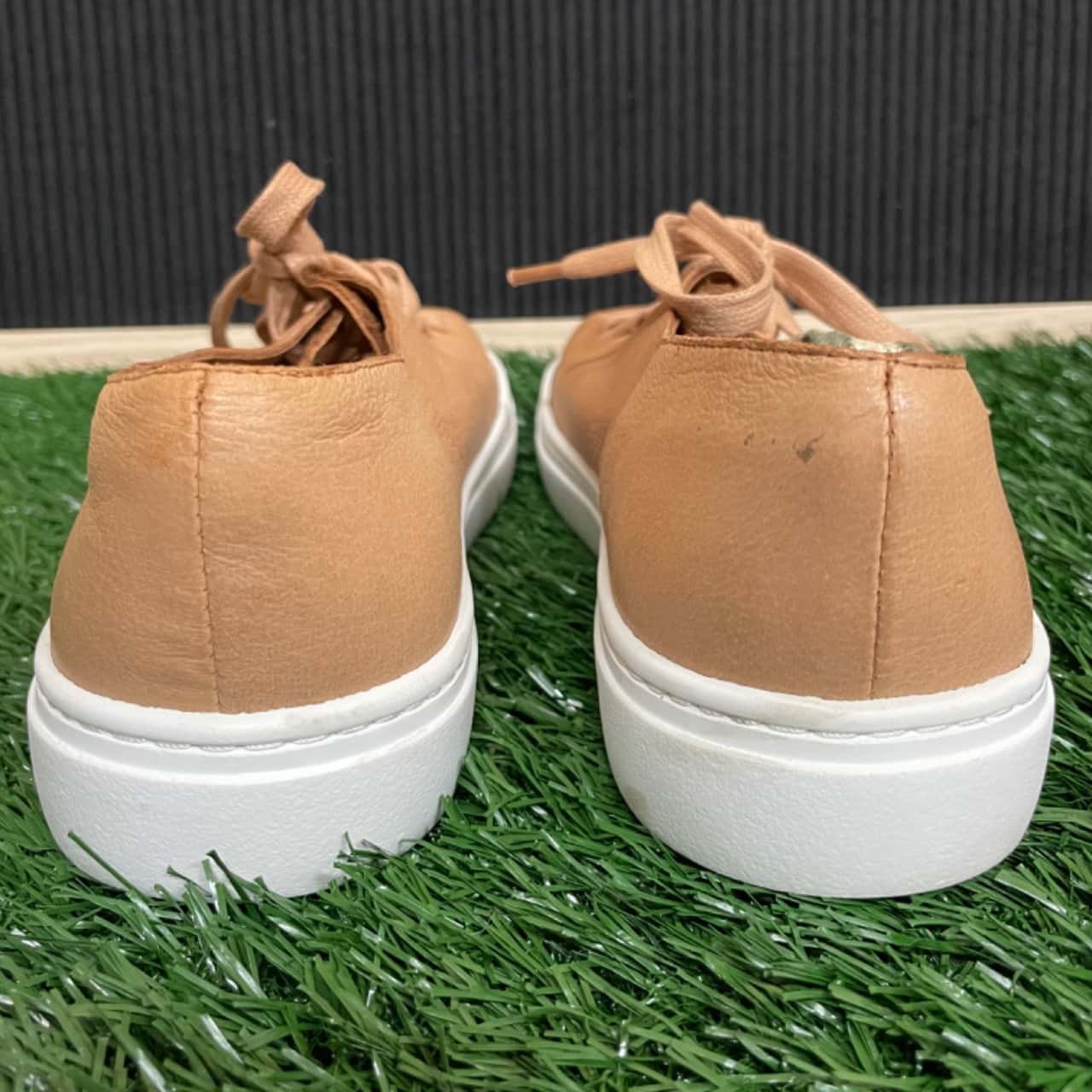 Mollini Tan Leather Orphic Lace Up Shoes Size 40(s)