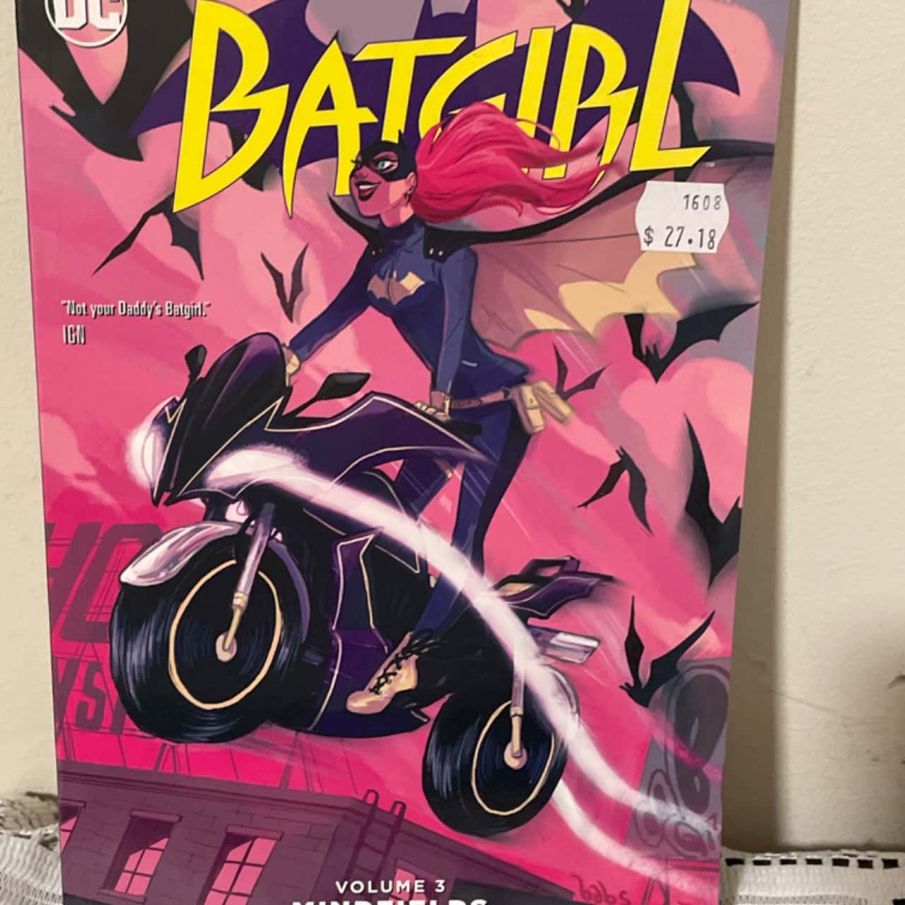D C Comics Batgirl Volume 3 Mindfields