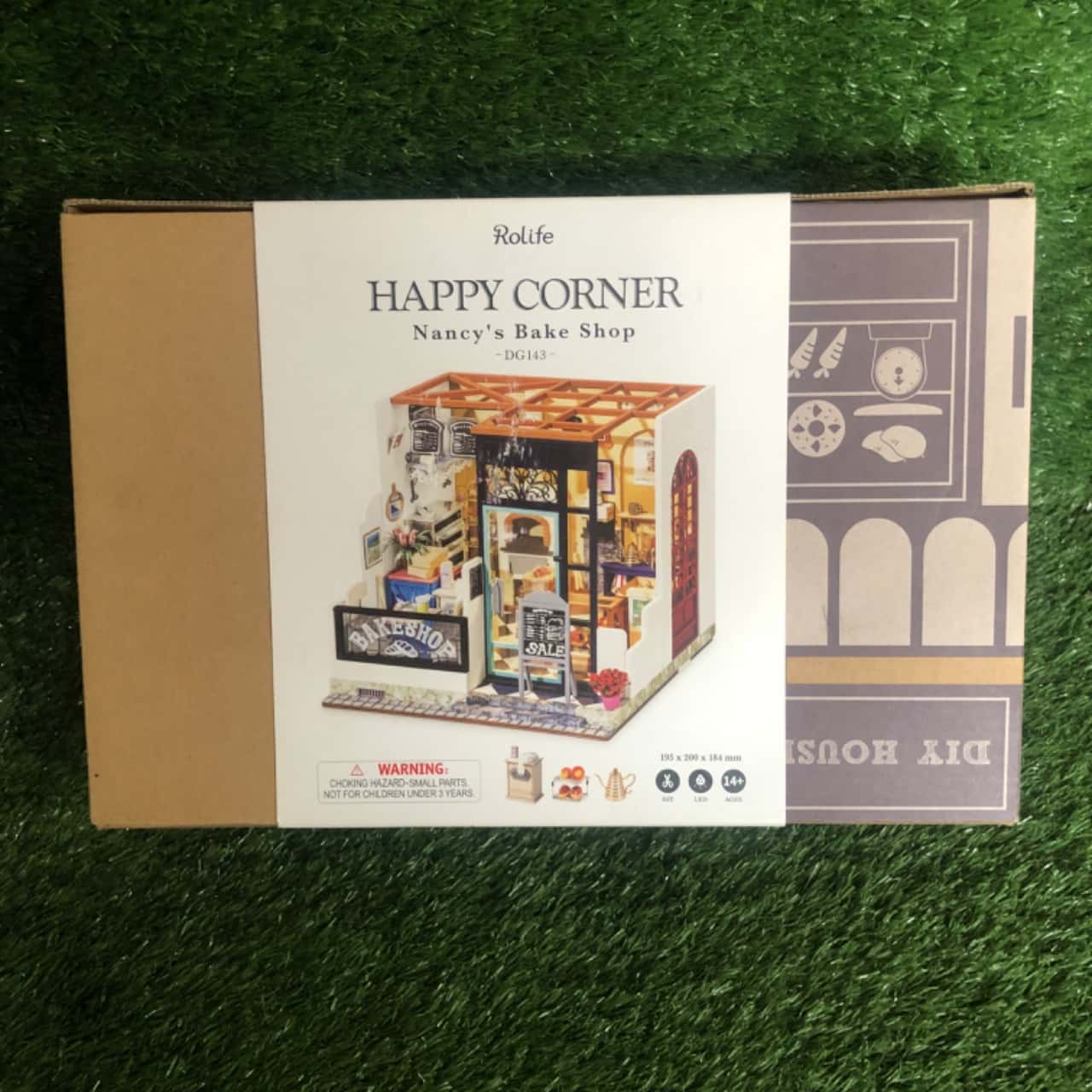 Rolife Nancy's Bake Shop Miniature Dollhouse Kit (New)(s)