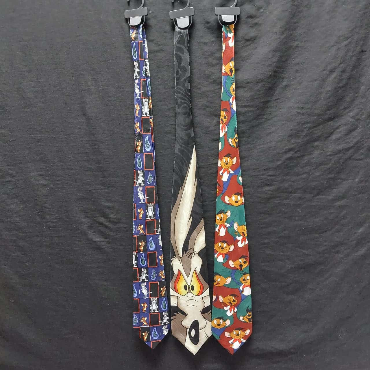 3 Looney toon character ties (s)