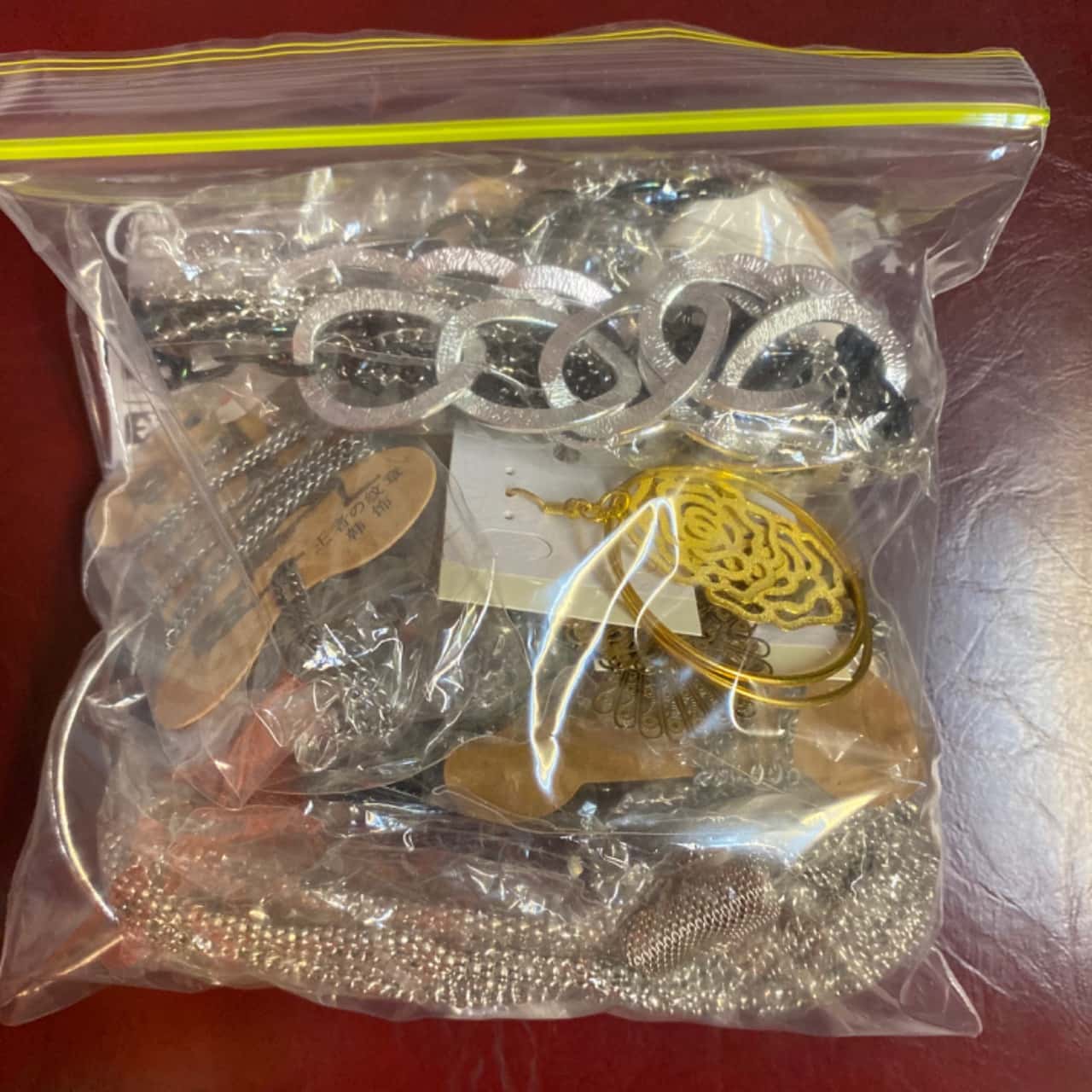 Bag 42- Womens Costume jewellery Asstd bag(s)