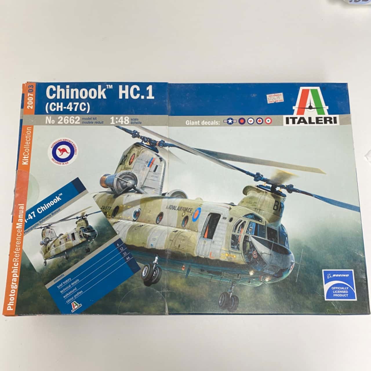 Chinook HC.1 CH-47C No 2662 Model Kit 1:48 Scale (s)