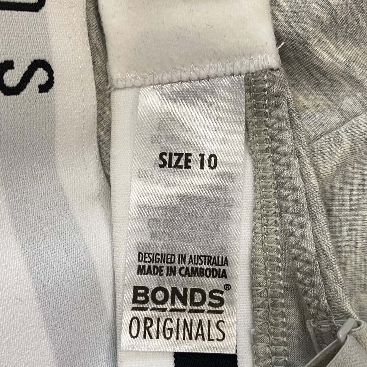 Bonds Light Grey Triangle Bralette Size 10