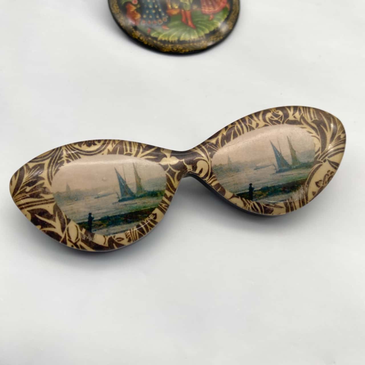 5 Vintage Retro Costume Jewellery Brooches