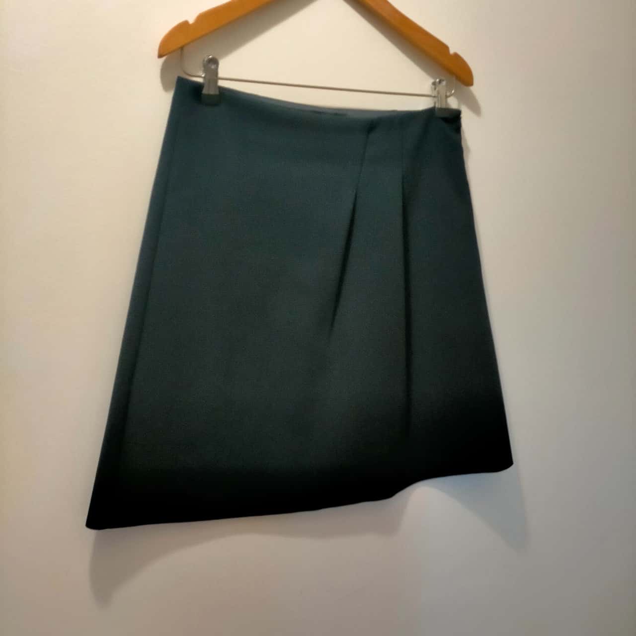 SABA Size 12 A-Line Black Skirt As New (s)
