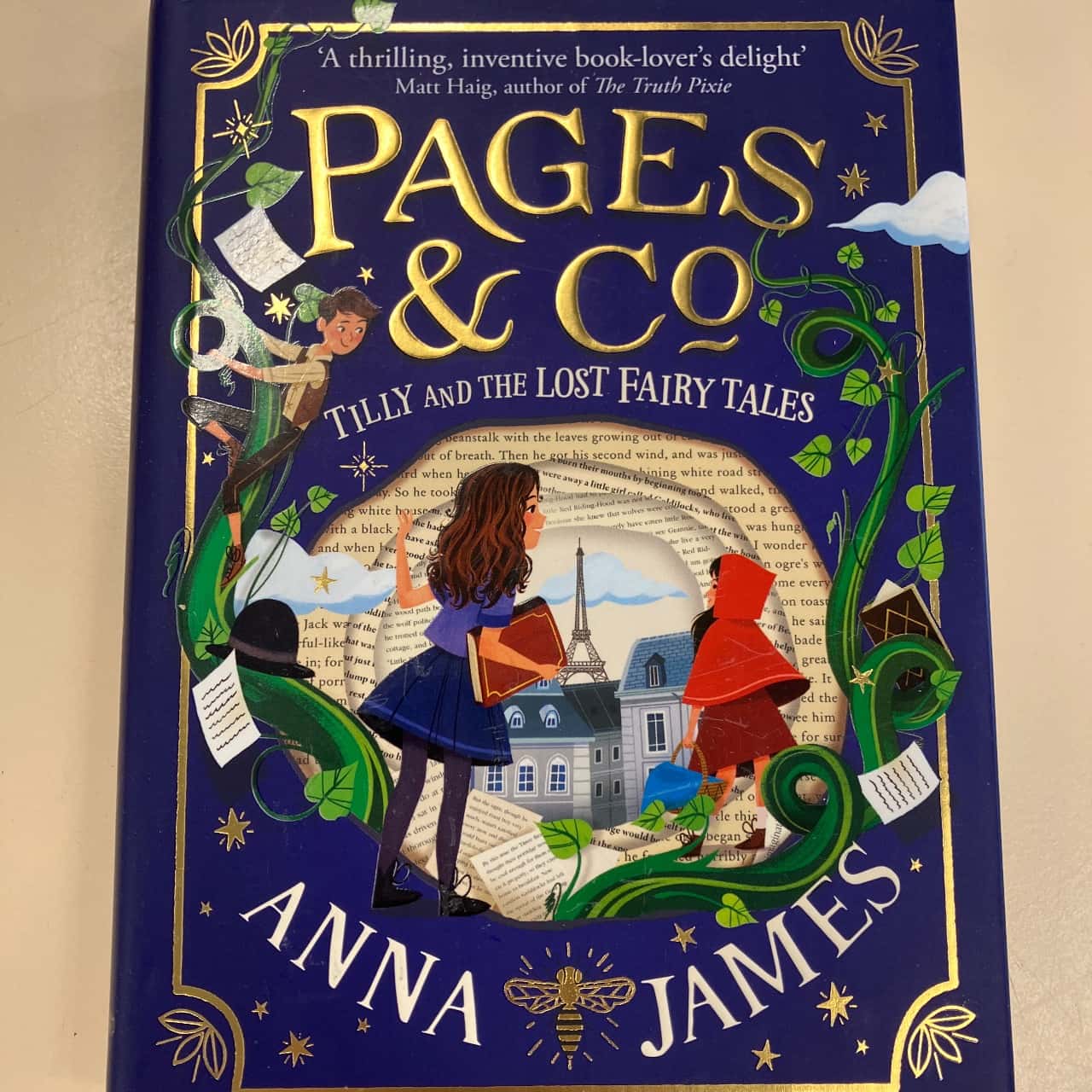Pages & Co, Tilly and the Lost Fairytales (s)