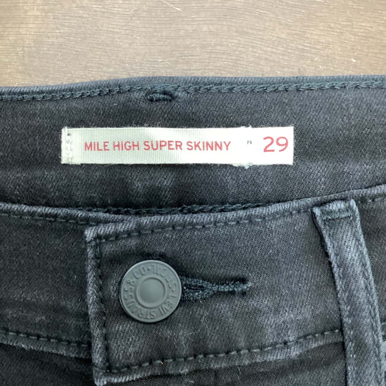 Levis Womens Size 29 Mile High Super Skinny Jeans Black VGUC (s)