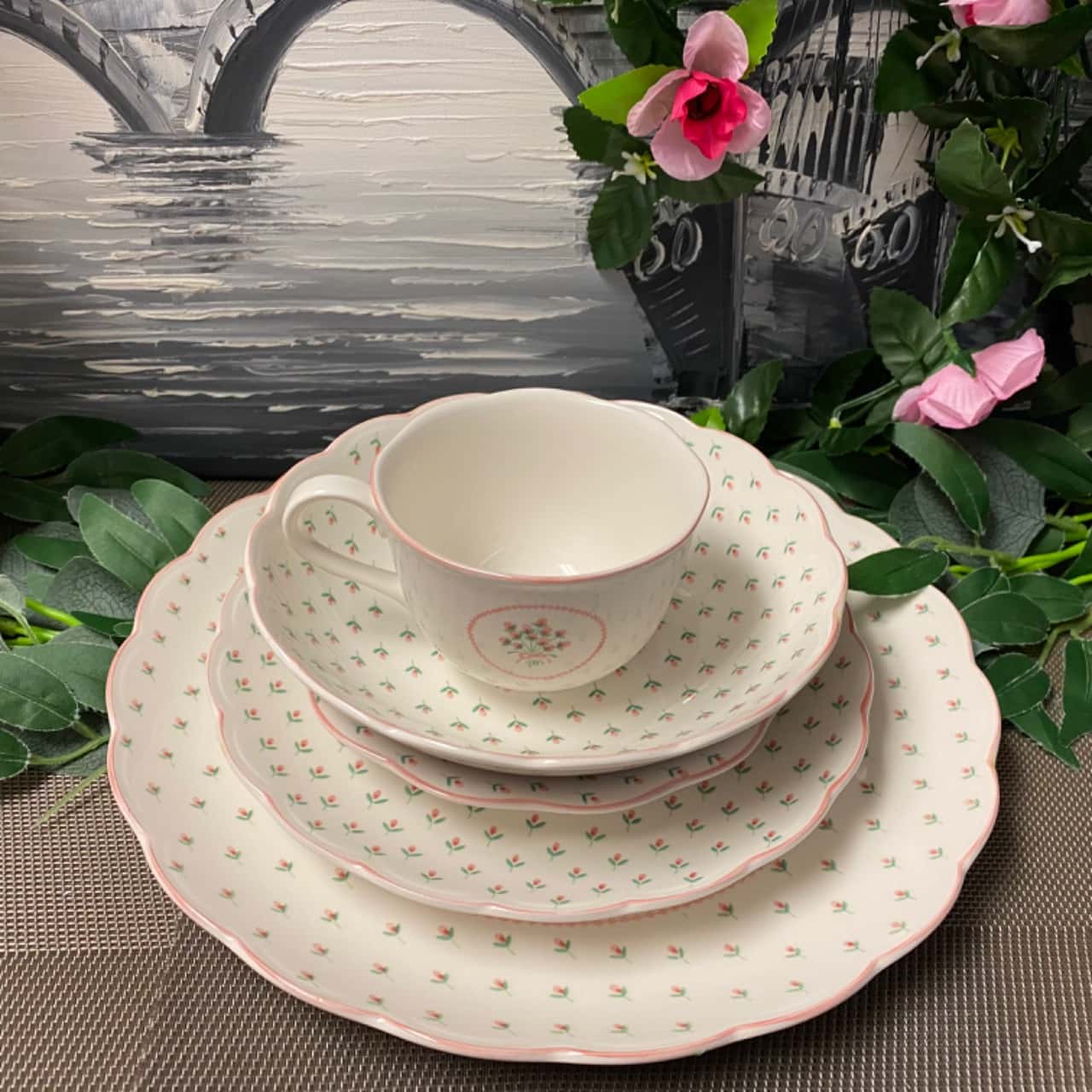 5 piece American country Nikko Japan set- please read description (s)