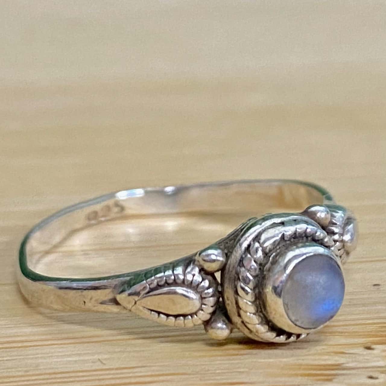 Sterling Silver Pale Blue Stone Ring (Stamped 925)(s) - Used Very Good ...