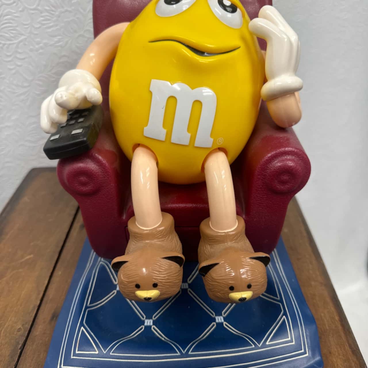 m&ms “couch potato” dispenser(s)