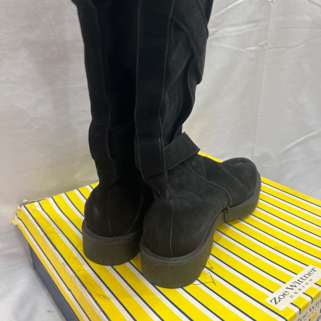 Zoe Wittner Design Womens Size 7 Black Boots (s)