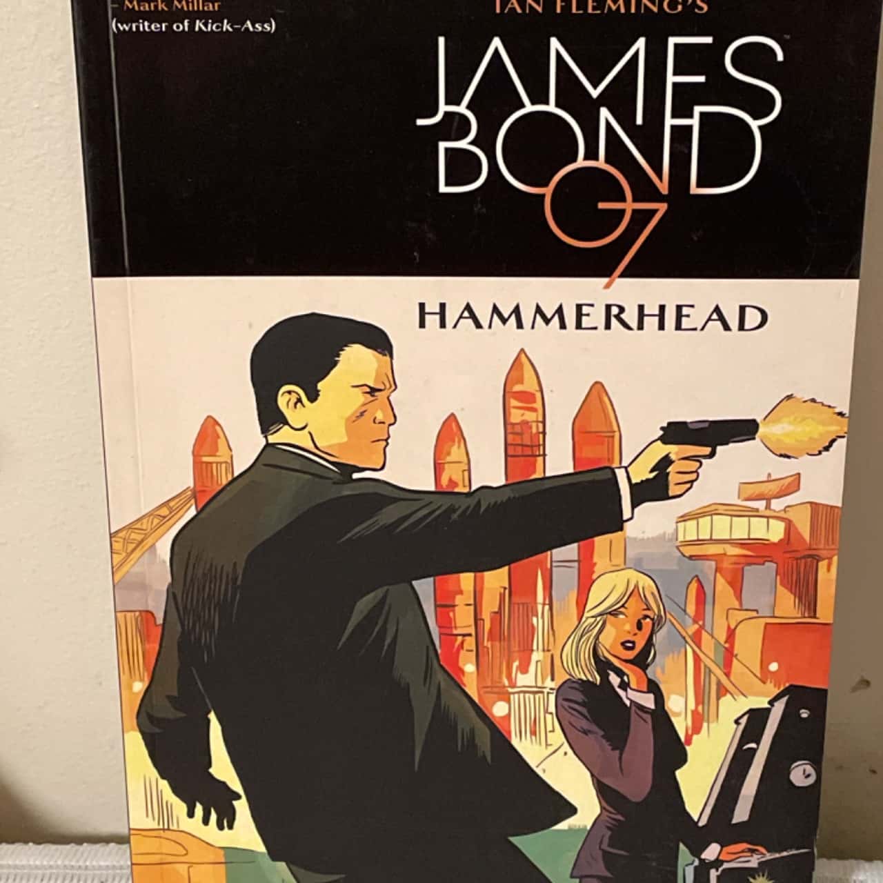 Ian Flemings James Bond 007 Hammerhead(s)