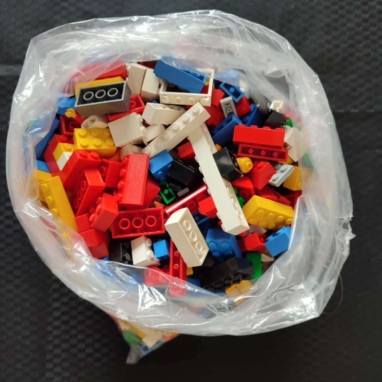 1kg Bag Of Assorted Lego(s)