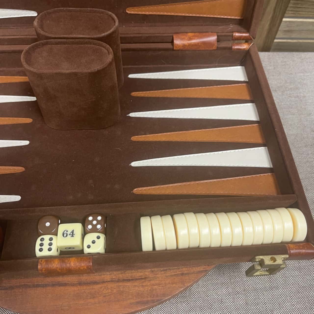 Vintage Backgammon Set in Brown Folding Brief Case Complete (s)