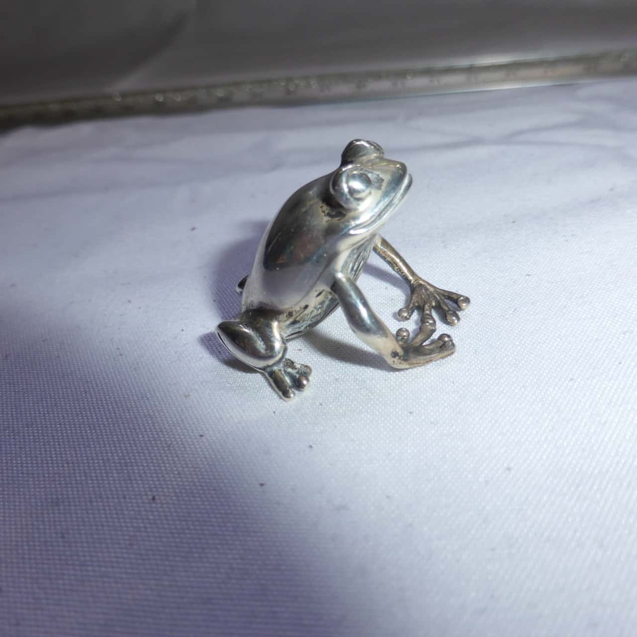 Silver Marked 925 Frog (s)