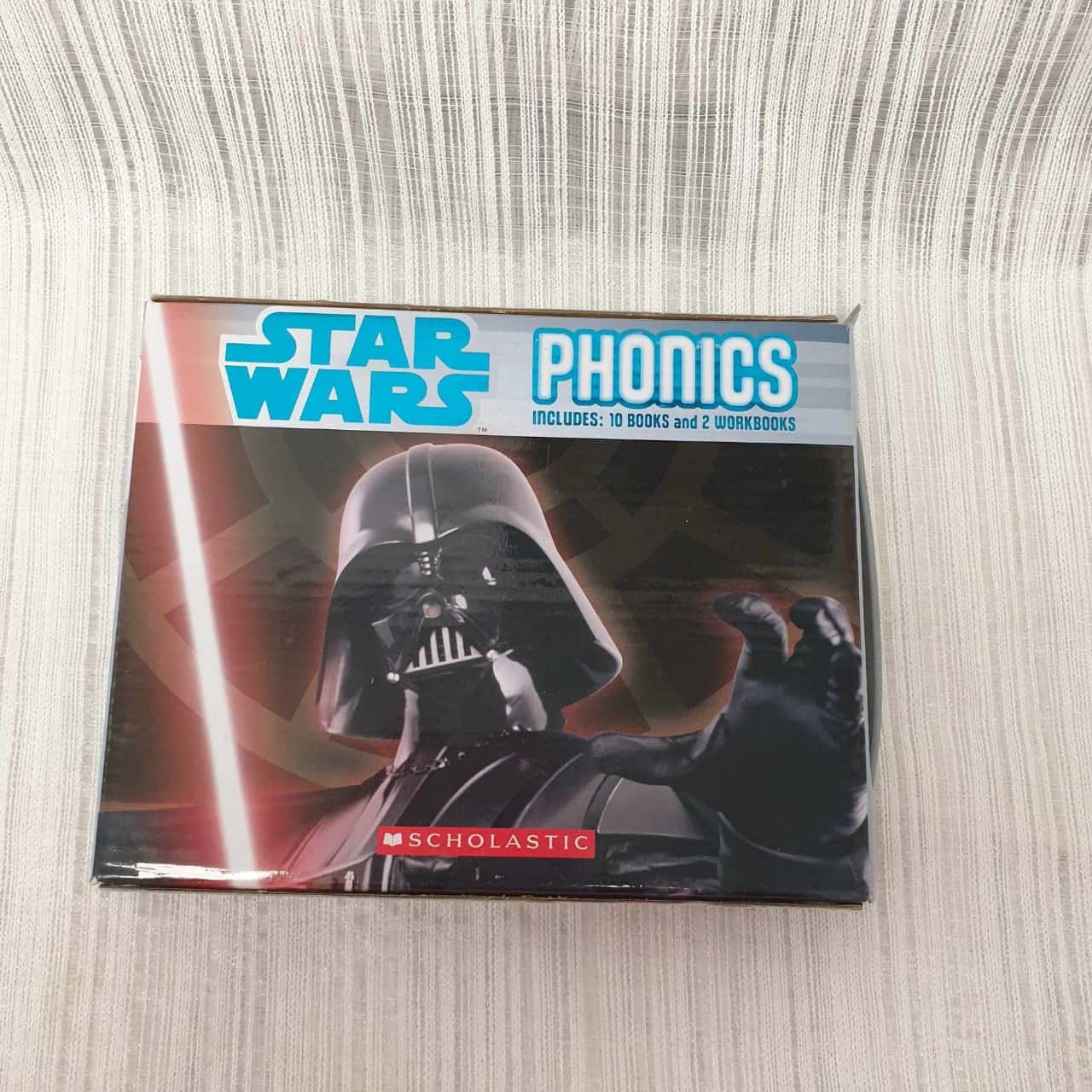 Books - Star Wars Phonics Box - 10 Books & 2 Work Book Box Set - RRP ...