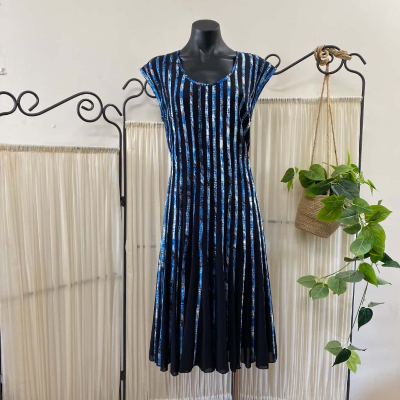 W-Lane Women's Size 12 Ribbon Trimmed Dress - New With Tags(s)