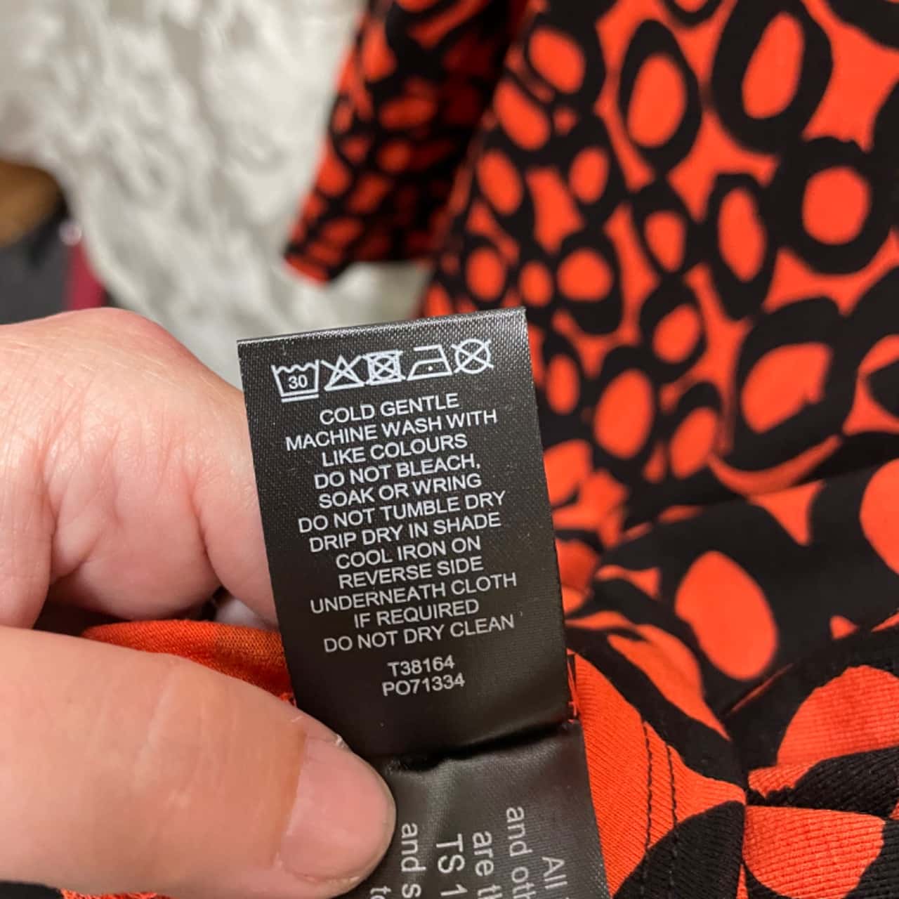 Taking Shape Womens Size 20 Black / Burnt Orange