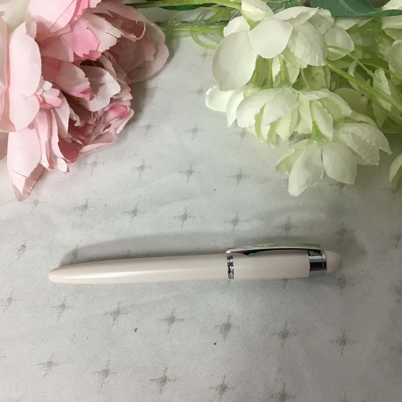 *REDUCED* Pandora Unforgettable Moments Luxury Pen in Box(s)