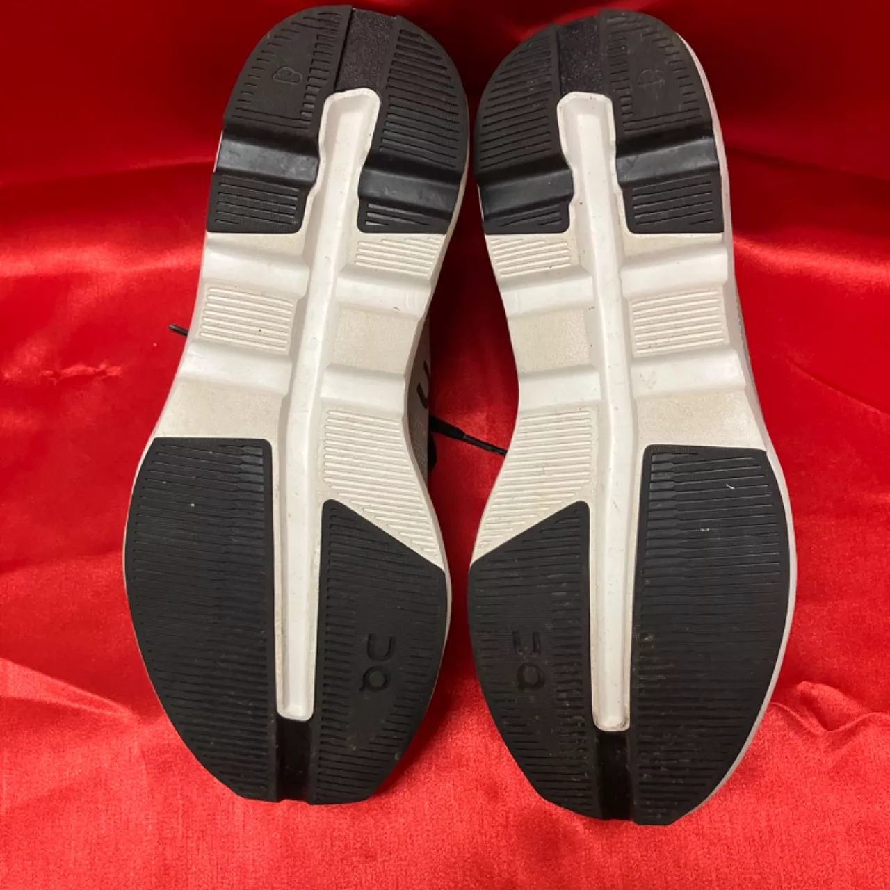 CLOUDZONE Sneakers shoes runners. Like New. (s) - Used Very Good ...