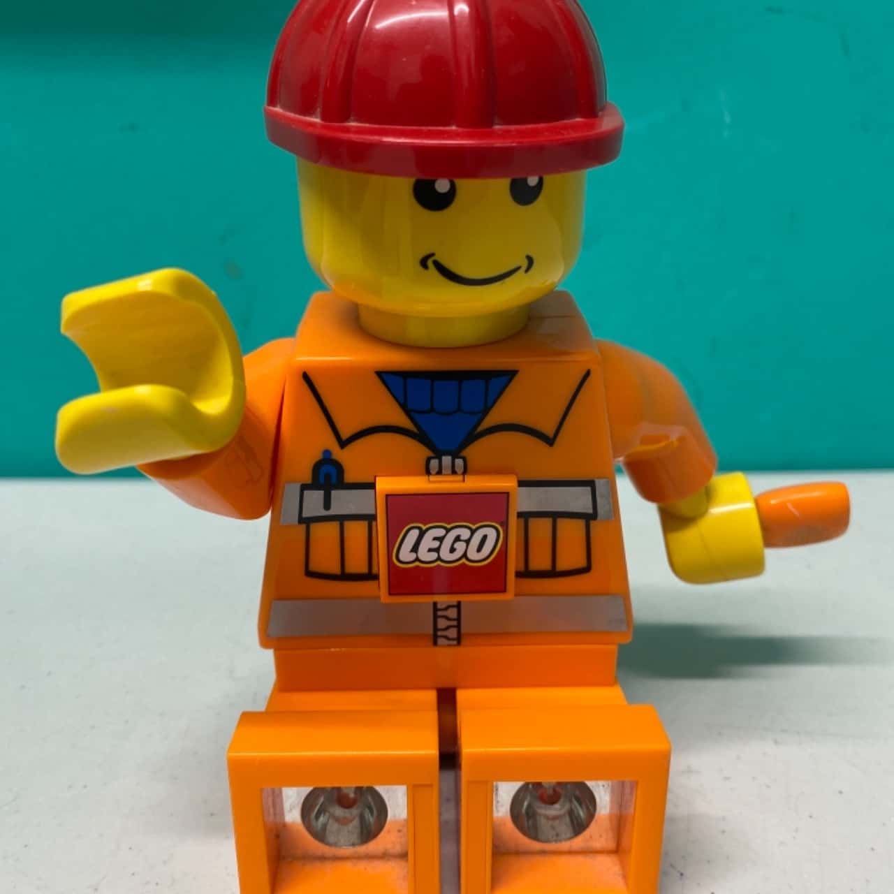 Reduced 2009 Lego - Workman - wind up torch/flashlight (s)