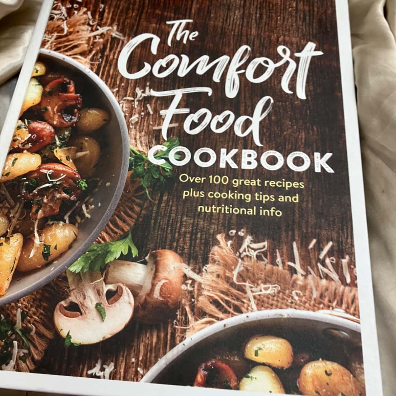 The Comfort food cookbook 100+ recipes