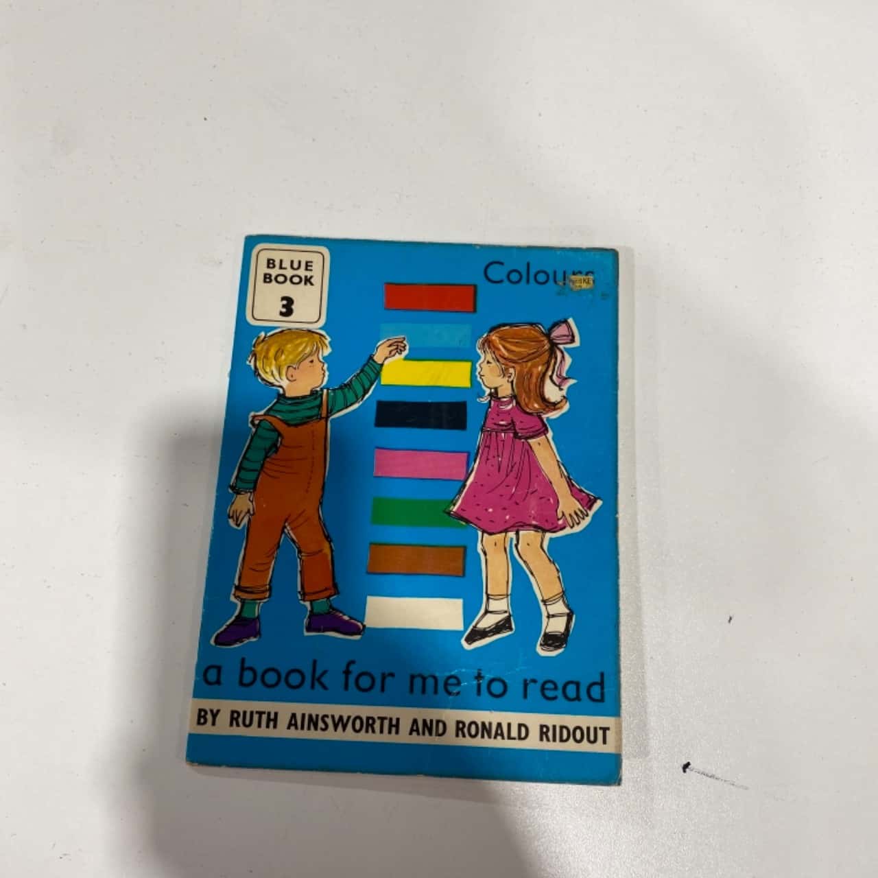 1970’s Kids Book On Colours- A book for me to read by Ruth Ainsworth ...
