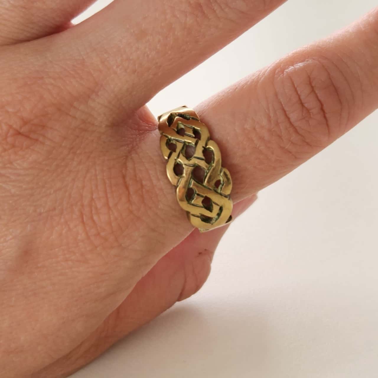 Mens Vintage 9ct Yellow Gold Celtic Knotwork Band Ring Size 10/U(s)