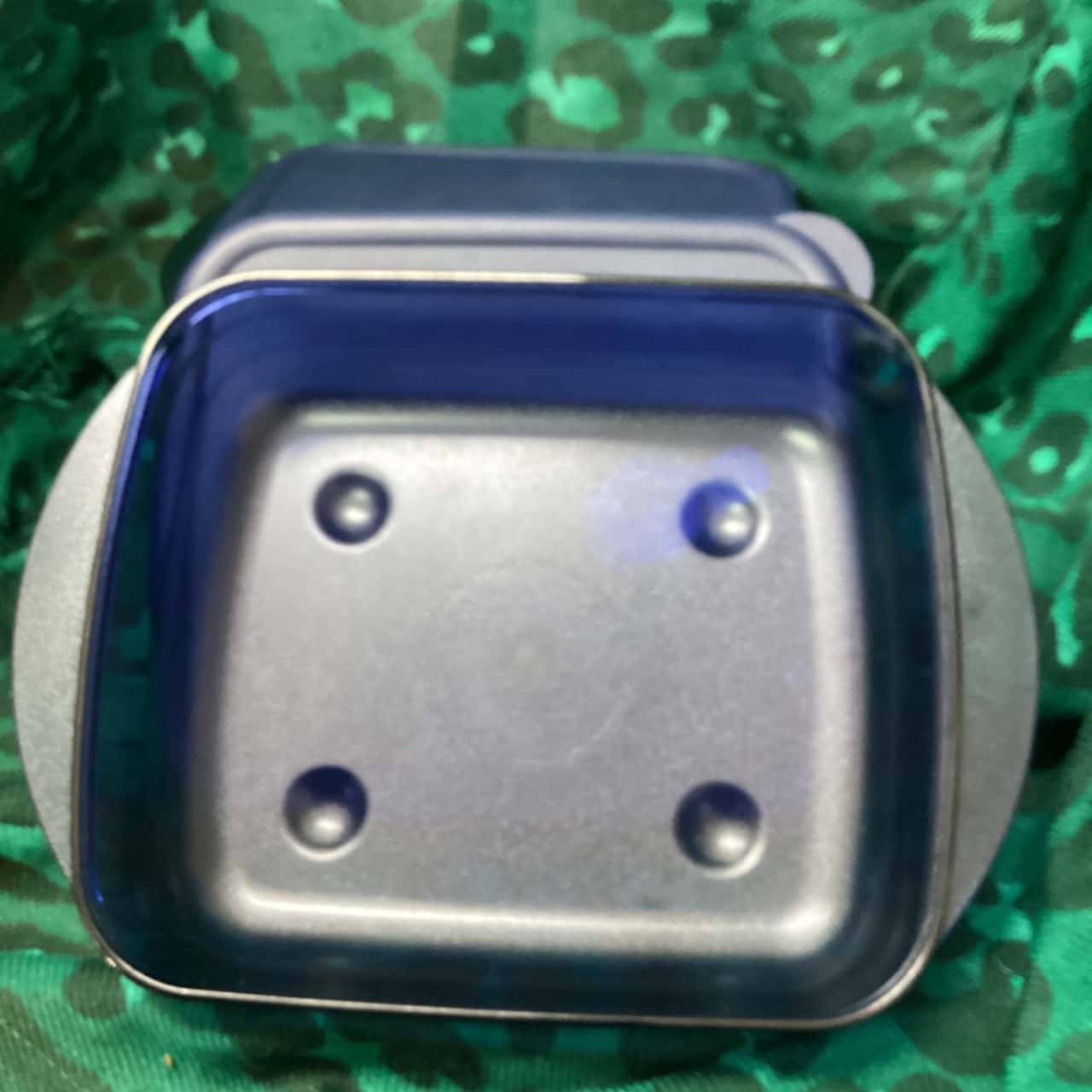 Tupperware Vent n Serve, Indigo Blue