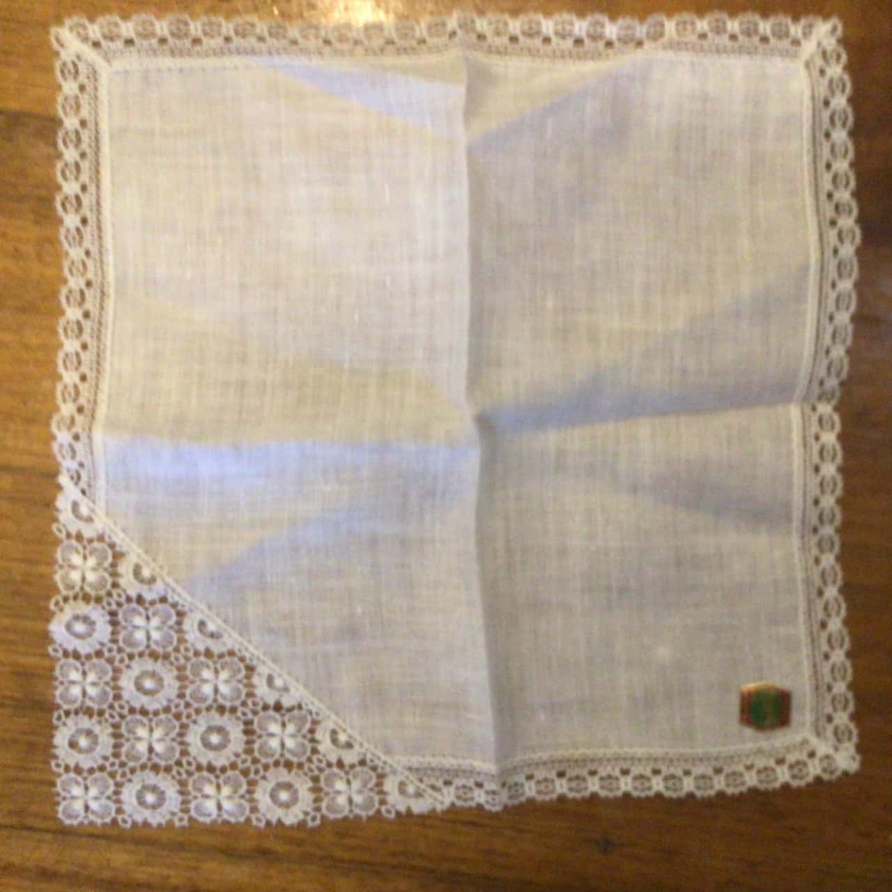 BNWT 5 Stunning Vintage Lace & Crotched Womens Handkerchiefs White (s)