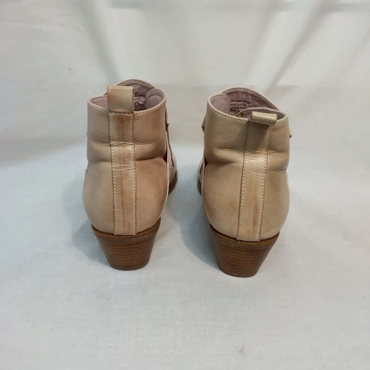 Borelli Arcade Cream & Pink Leather Boots, Womens Size 8, Other(s)