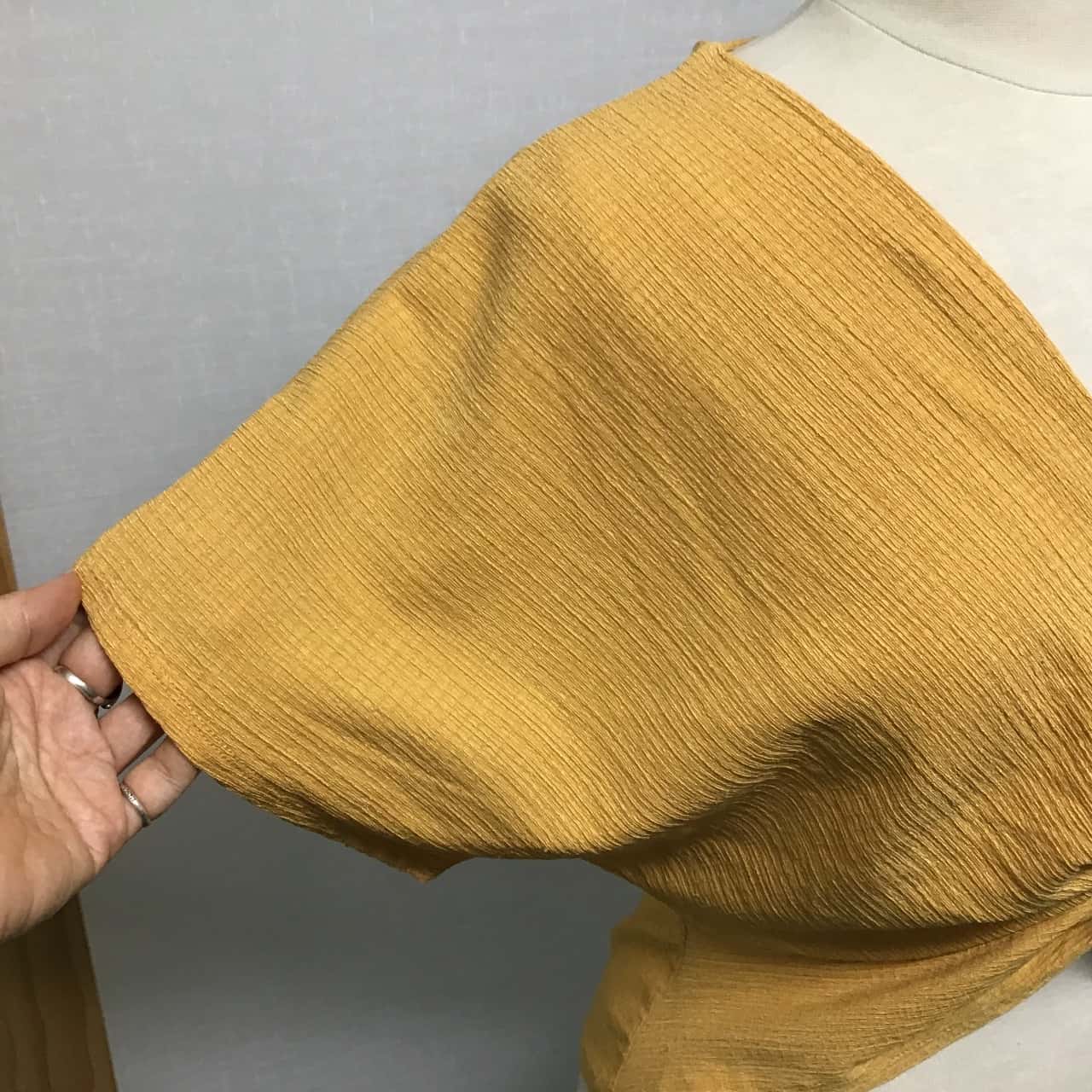 Zara, Yellow/gold cropped top, (couple of loose stitches), Size M(s)