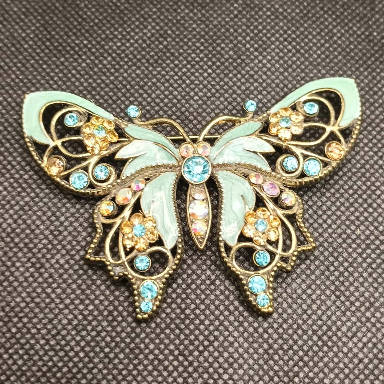 Vintage Avon Nina Ricci Butterfly Brooch – Delicate & Collectible # ...