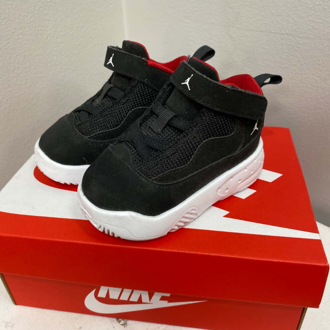 Nike Air Jordan’s Kids Size 4C Black